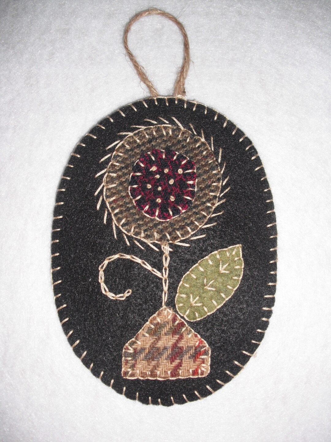 Primitive Flower Ornament Kit- Wool Embroidery - Pre-cut Wool Kit - Etsy