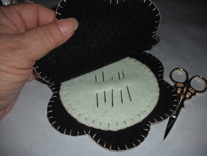 Wool Embroidery Needle Keep Kit love to Stitch Wool Applique - Etsy