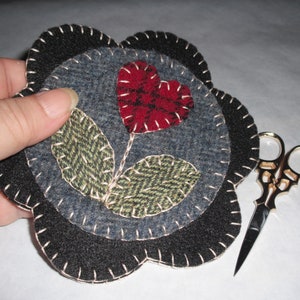 Wool Embroidery Needle Keep Kit -love to Stitch- Wool Applique - Etsy