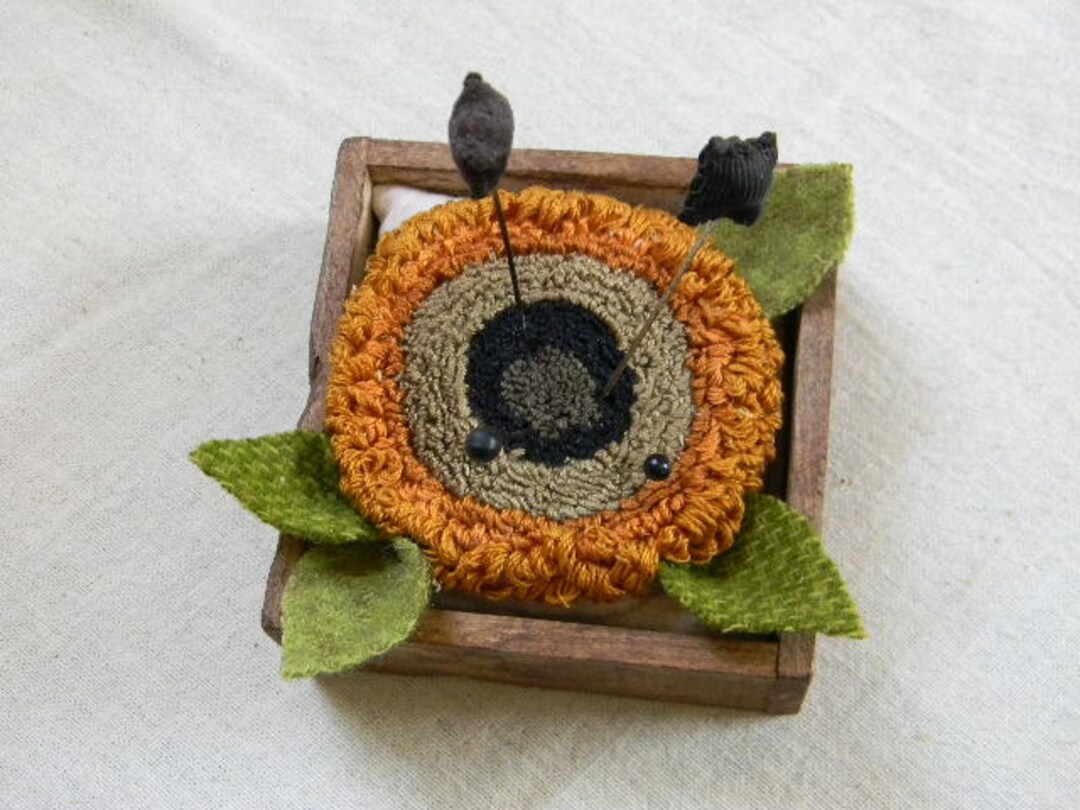 Sunflower PUNCH NEEDLE PATTERN for Simple Wood Pincushion Base - From ...