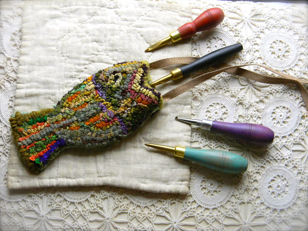 Big Mouth Fish ~ PAPER Rug Hooking Pattern From Notforgotten Farm™ - Etsy