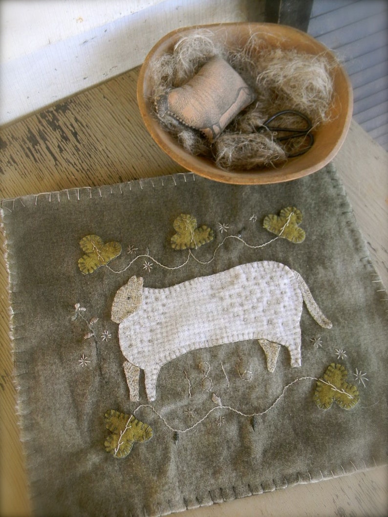 Lamb in the Clover Primitive Applique/embroidery PATTERN - Etsy