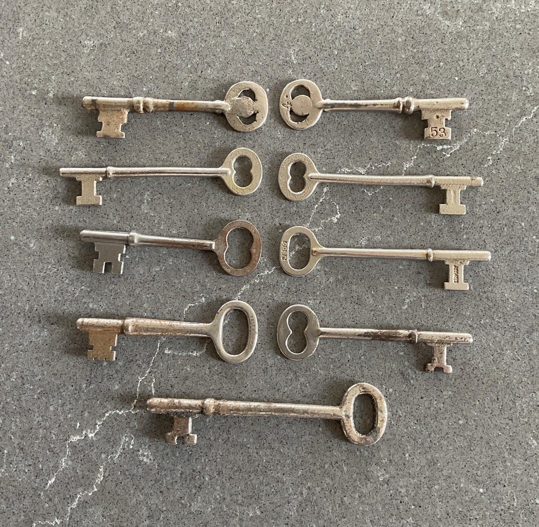 Silver Vintage Skeleton Keys Authentic Primitive Antique Key ...