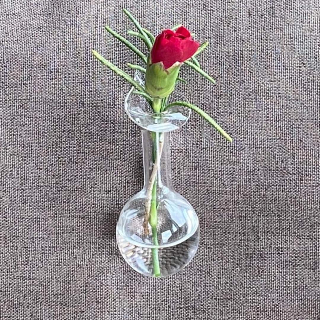 Lapel Pin Boutonnière Vintage Small Glass Flower Bud Vase Holder Brooch ...