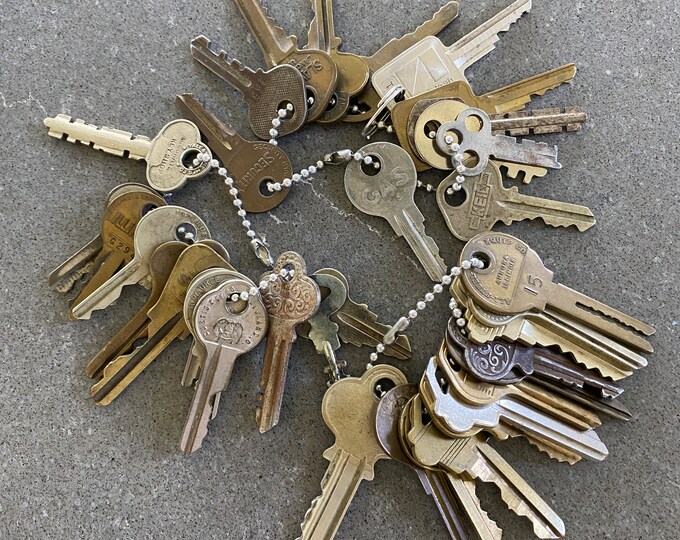 Vintage Keys Set of 12 Antique Craft Jewelry Art Supply - Etsy