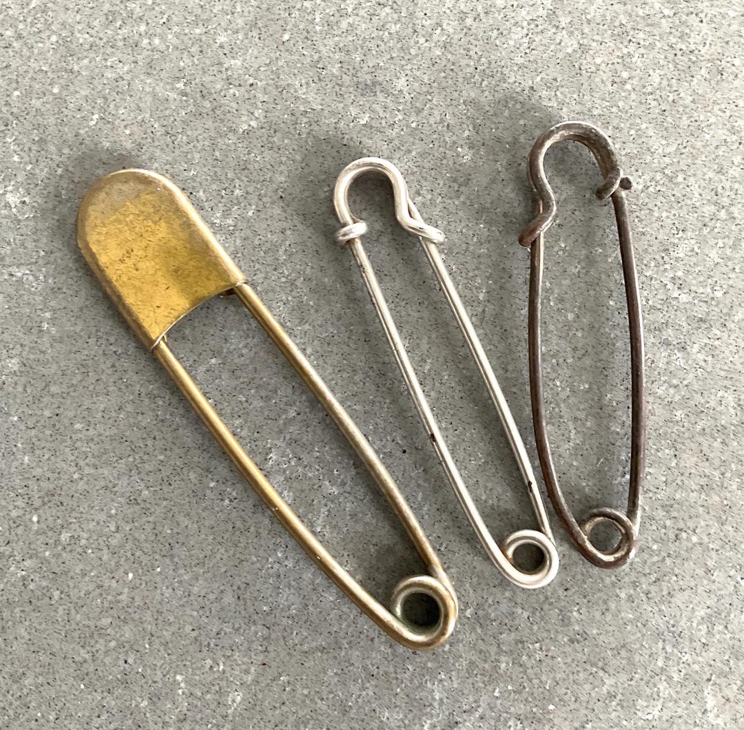 Extra Large Safety Pins Army Brass or Silver Vintage Bag Charm - Etsy