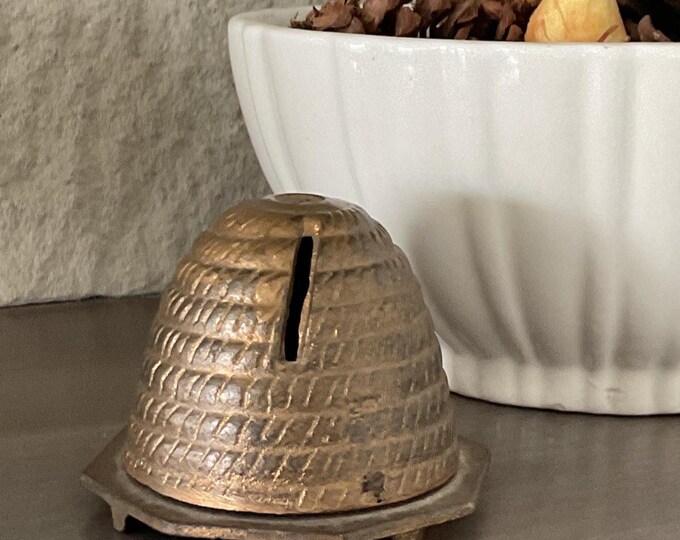 Antique Beehive Still Bank Bee Skep Cast Iron Coin Money Memorabilia ...