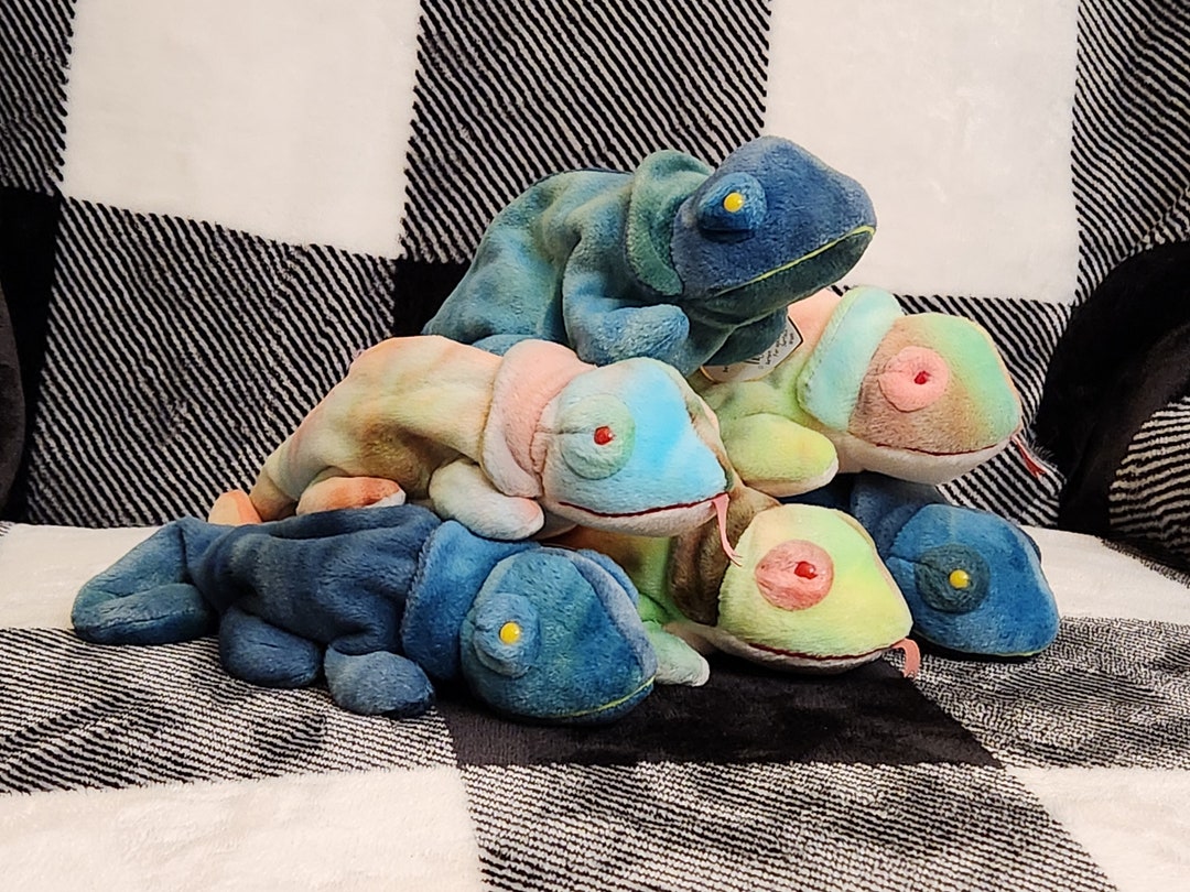 TY Rainbow Beanie Baby Chameleon Colorful Tye Die Blue or Rainbow ...