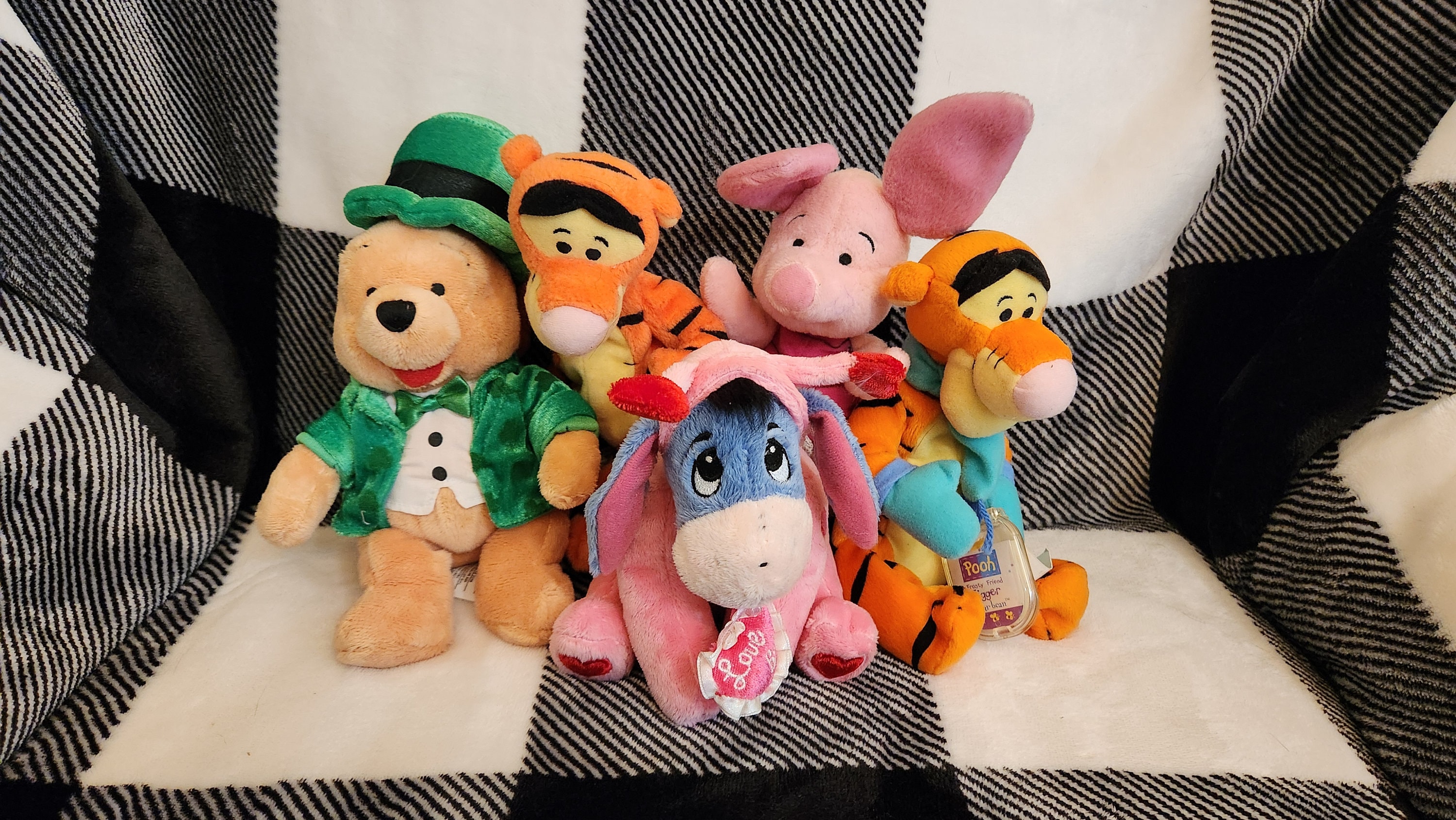 Pooh and Friends Disney Bean Mini Bean Bag About 8 Inches St Patrick ...