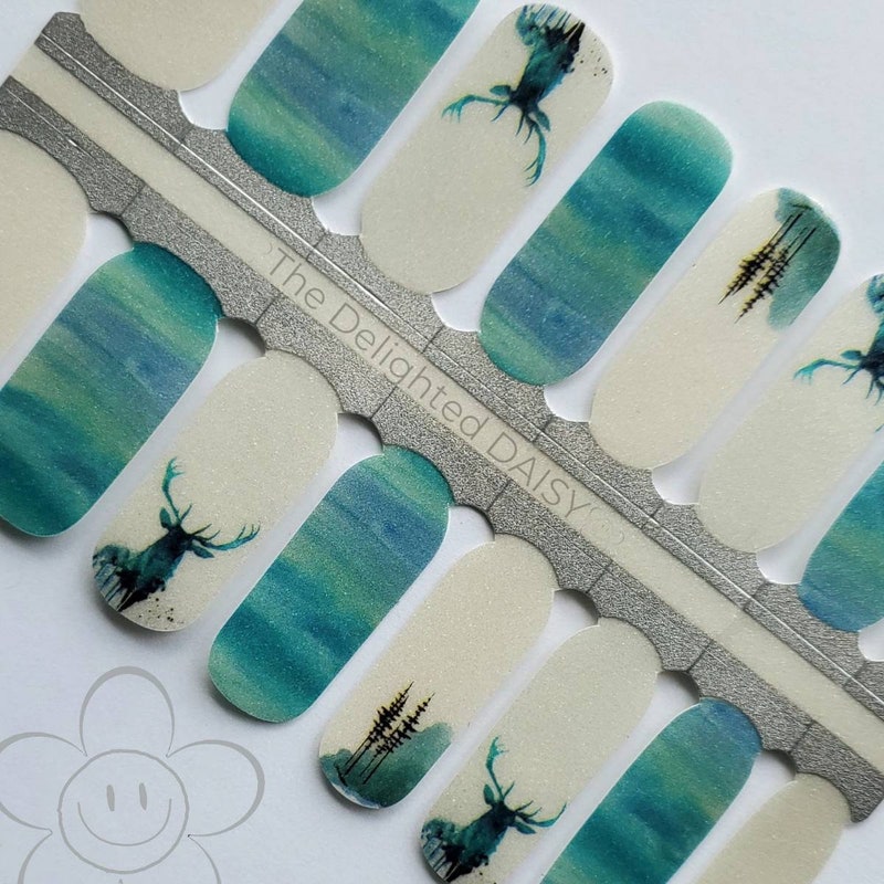Nails Deer Print - Etsy