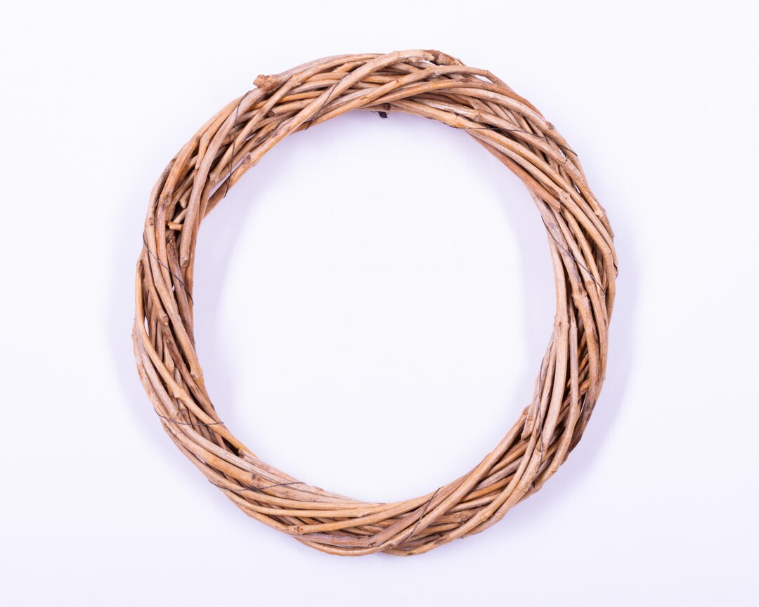 11" Grapevine Wreath Base | Natural Rustic Wreath Form | Oval Twig ...