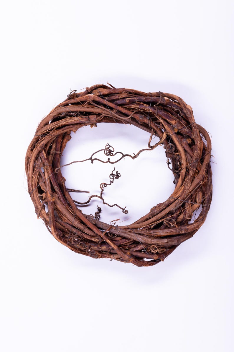 Grapevine Wreath Form | Natural Wreath Base for DIY Decor | Rustic ...
