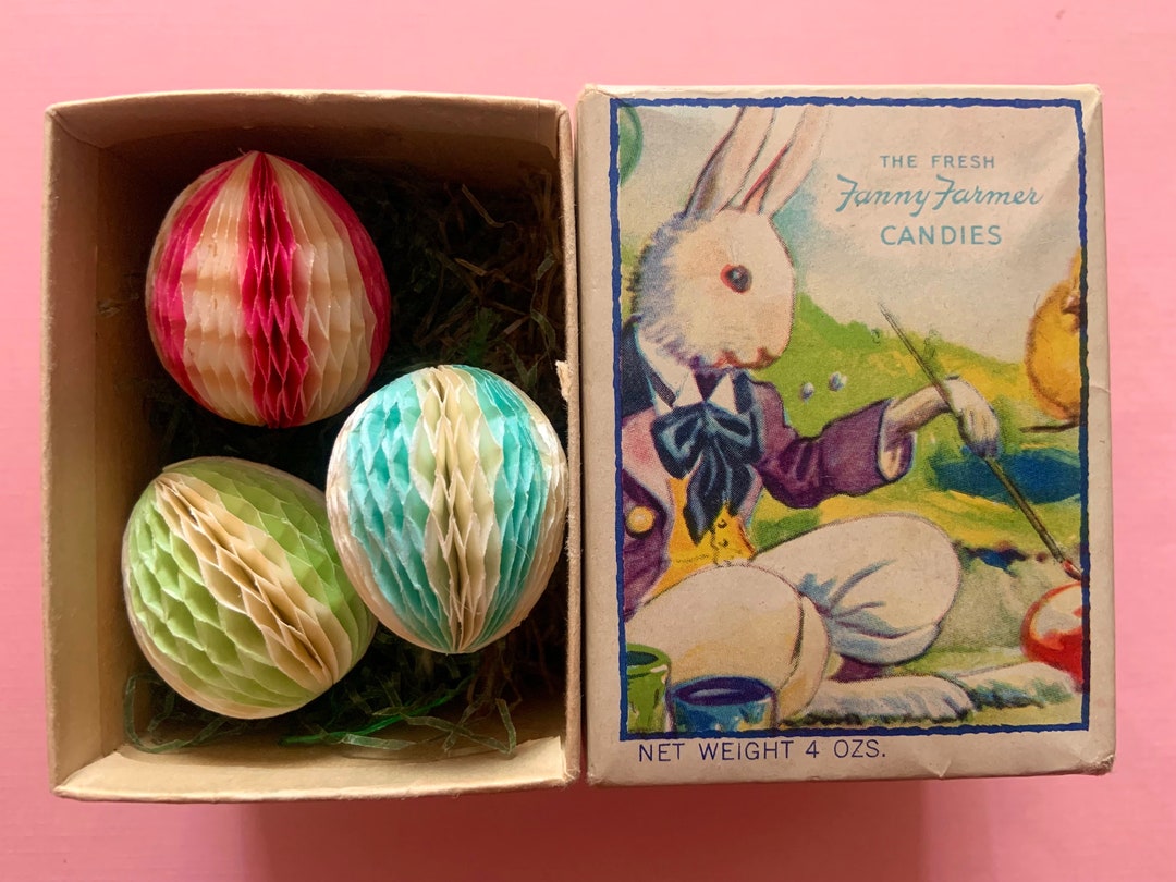 Small Vintage Easter Candy Box With 3 Honeycomb Eggs Inside Fanny ...