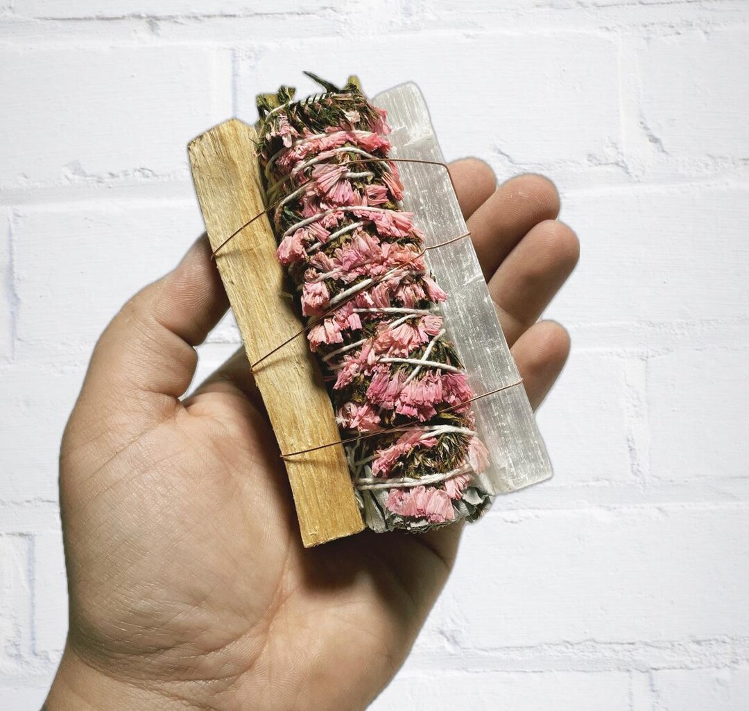 Handmade Flower Sage Smudge Kit: Selenite & Palo Santo Cleansing Bundle ...