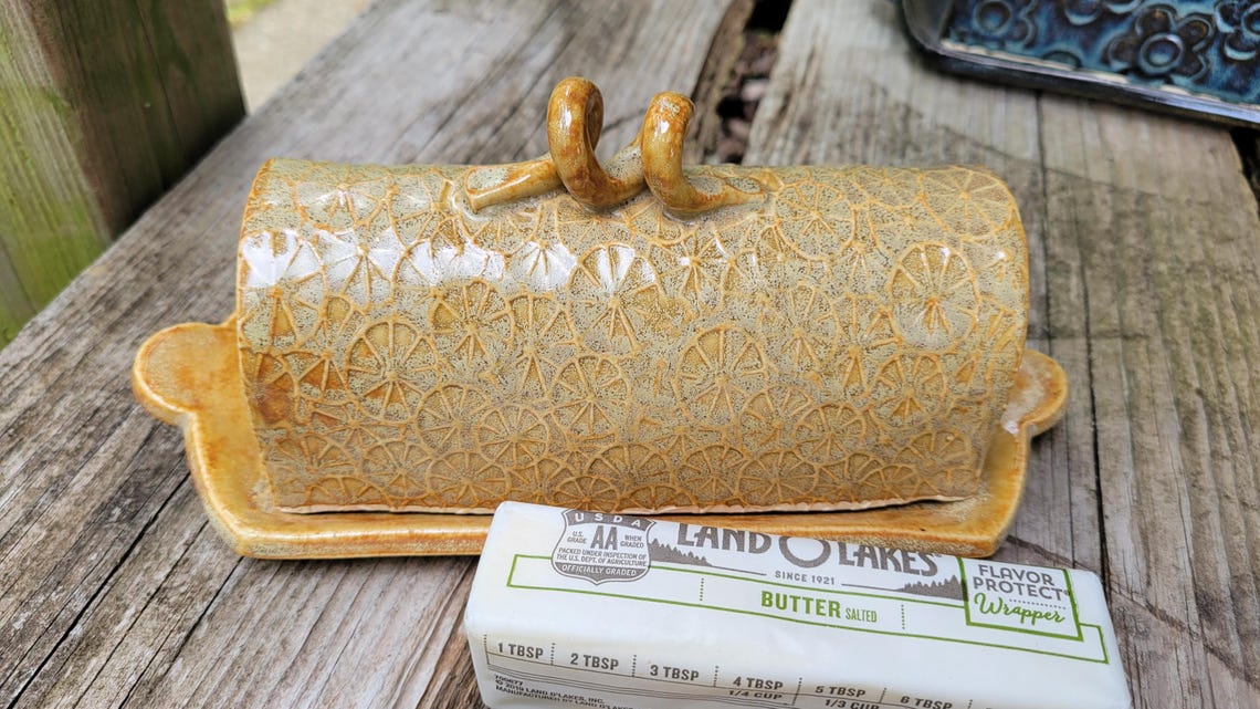 Hand Built Stoneware Butter Dish, Covered Ceramic Pottery - Etsy