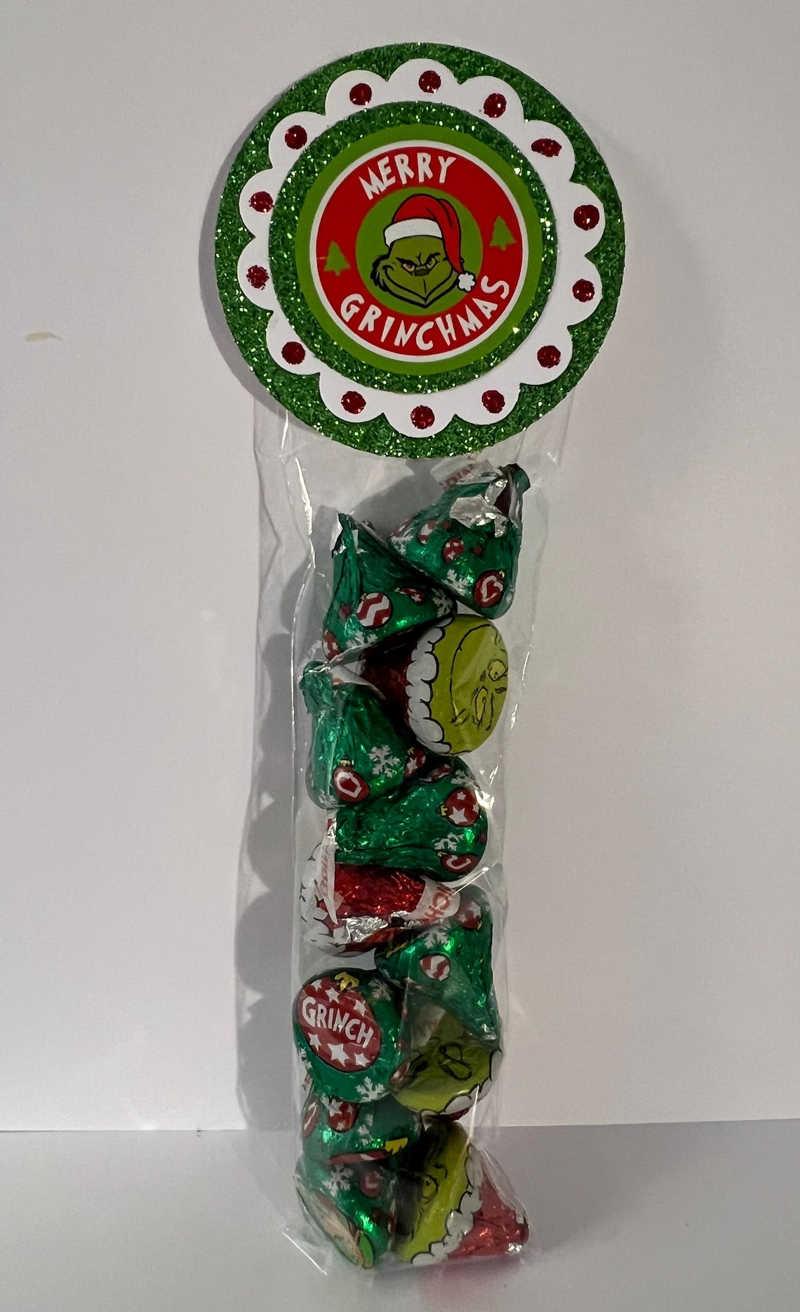Mr Grinch Chocolate Candy Pack - Hershey Kisses Kids Stocking Stuffer ...