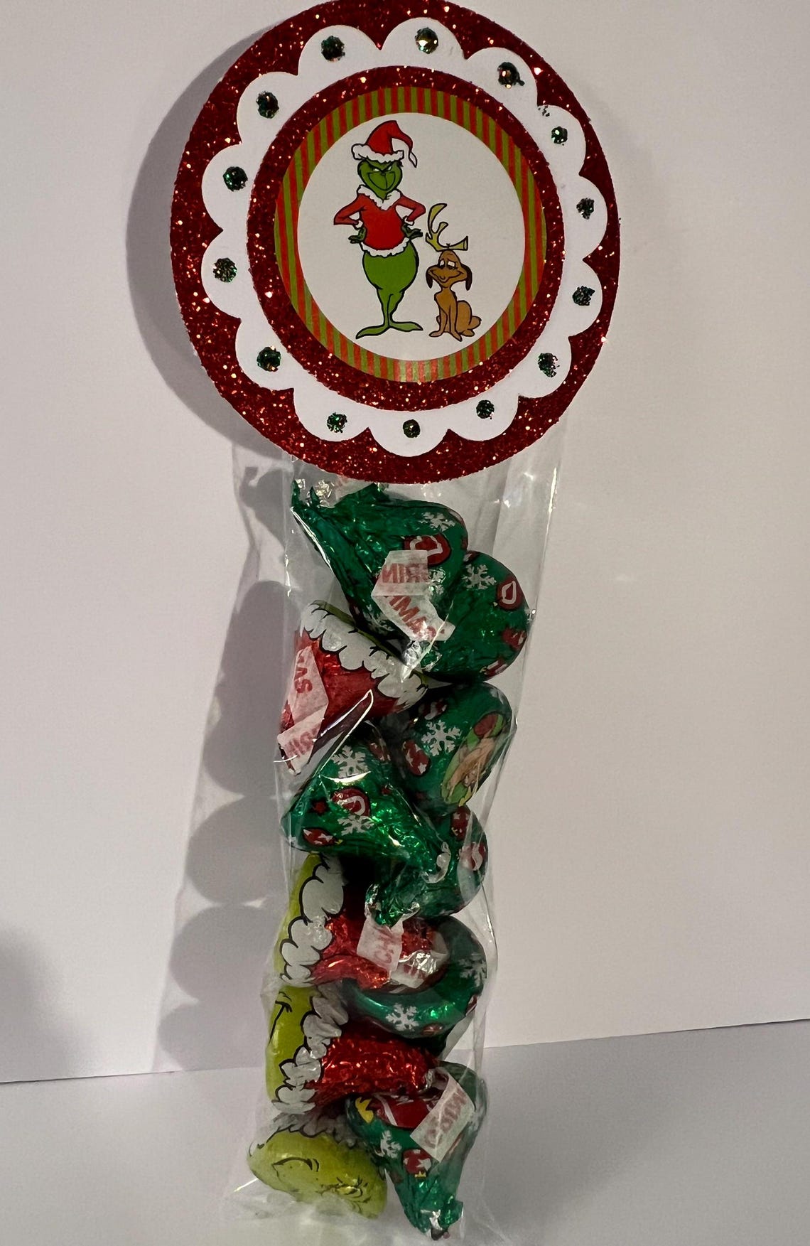 Mr Grinch Chocolate Candy Pack - Hershey Kisses Kids Stocking Stuffer ...