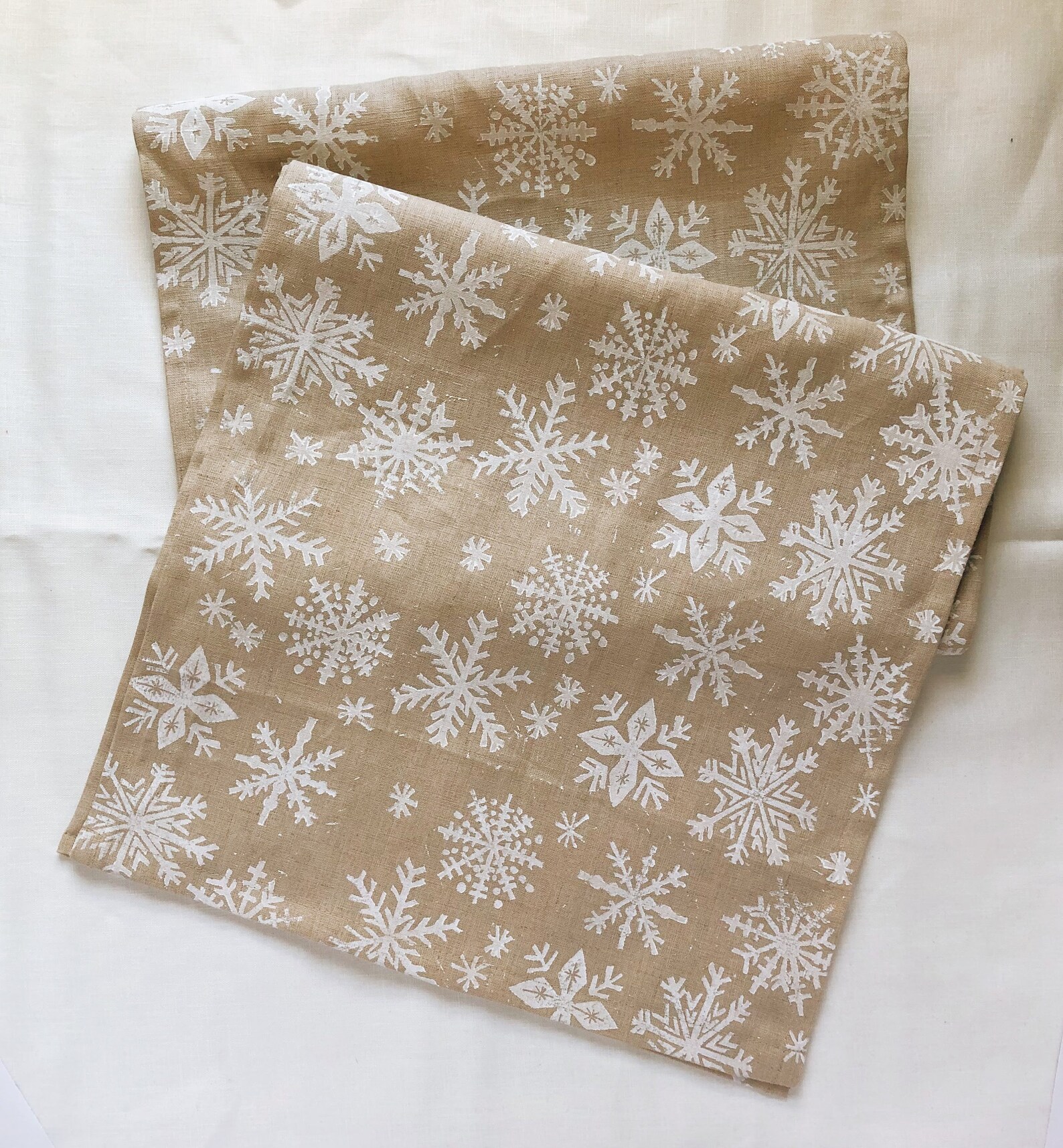Snowflakes. Block Printed Linen Table Runner. Entertaining. - Etsy
