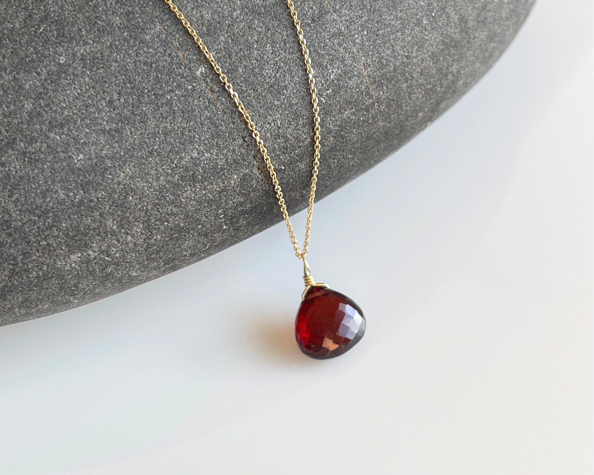 Garnet chain store