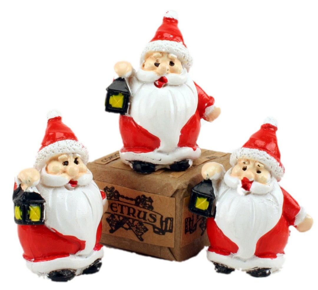Santas Miniature Old Style Figures Set of 3 | Miniature Santa Claus ...