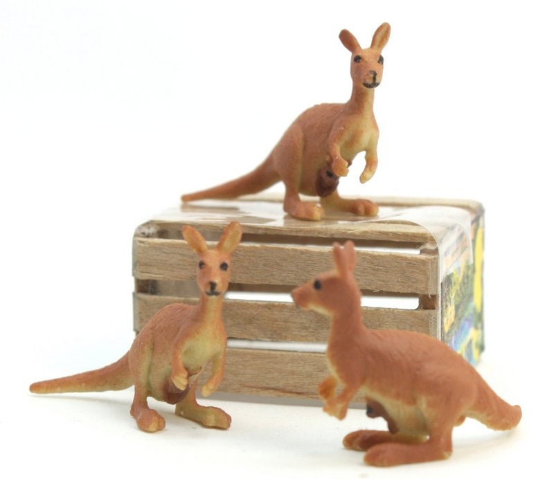 Miniature Kangaroo With Baby in Pouch Set of 4 Kangaroo - Etsy