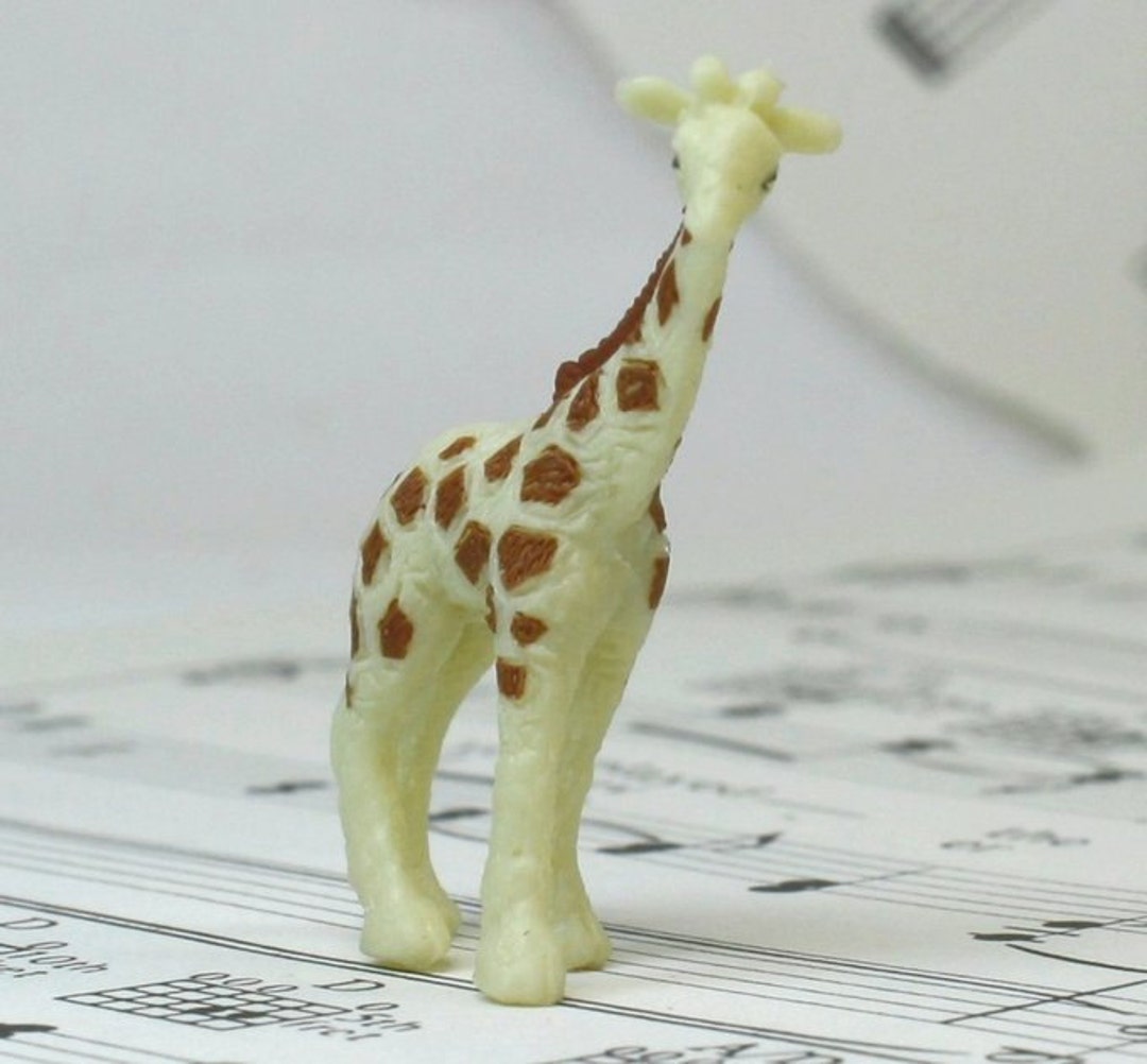 Miniature Giraffe Set of 4 | Baby Giraffes Figurine | Hand Painted | Soft Rubber | Zoo Animals ...