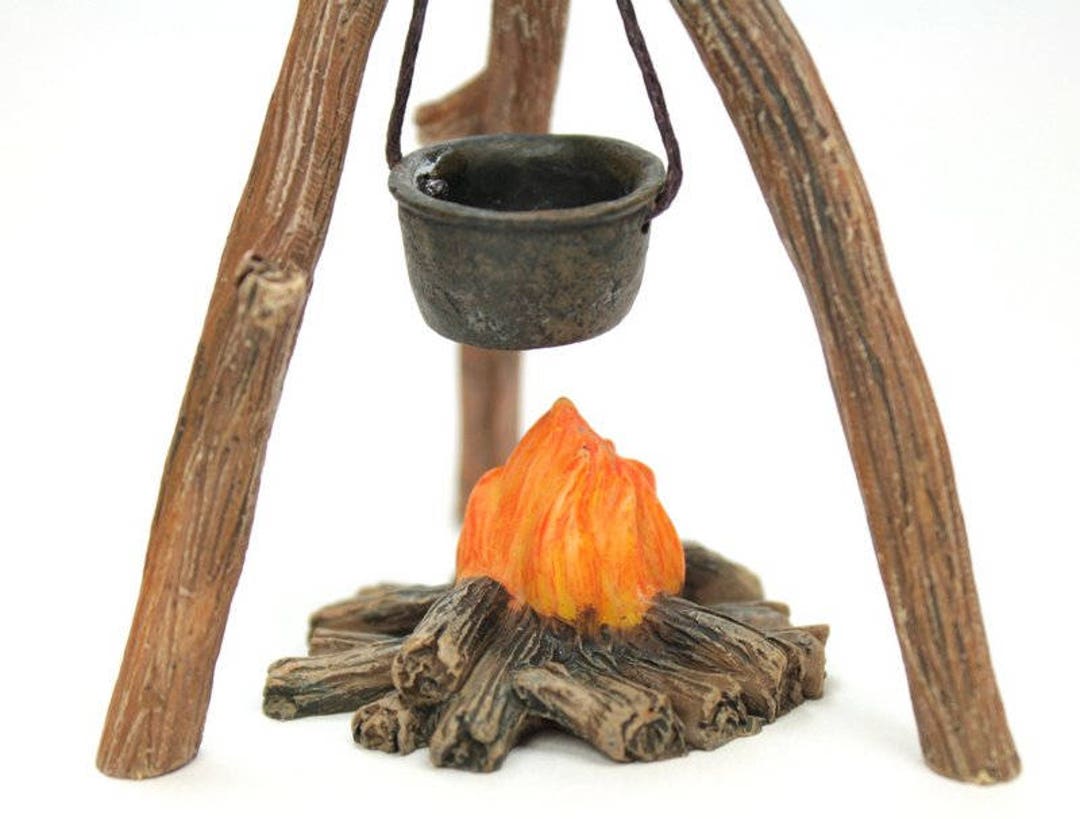 Hobo Campfire With Cooking Pot Miniature | Railroad Figurines| Diorama ...