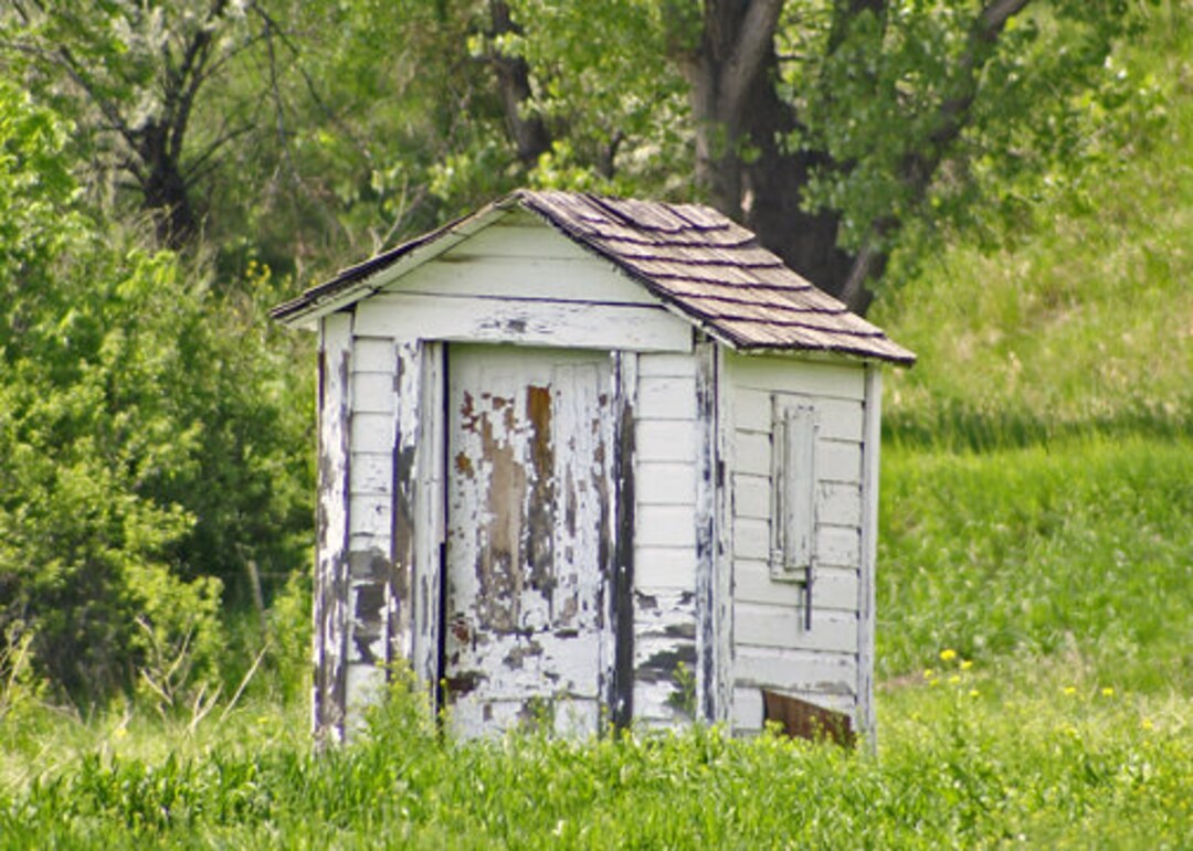 White Outhouse Rustic Photography, Rural America, 5 X 7 Wall Art, Old ...