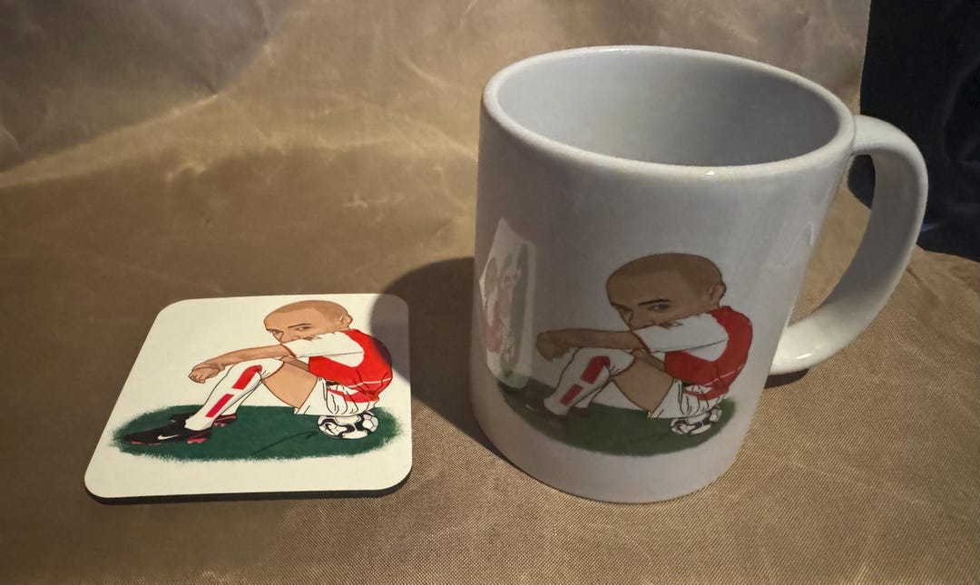 THIERRY Henry Cartoon Fan Art Made 11oz White Mug and MDF Coaster Set ...