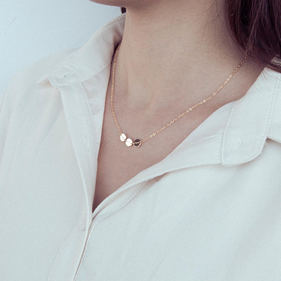 Personalized Minimalist Disc Necklace Name Disc Coin Pendants Circle ...