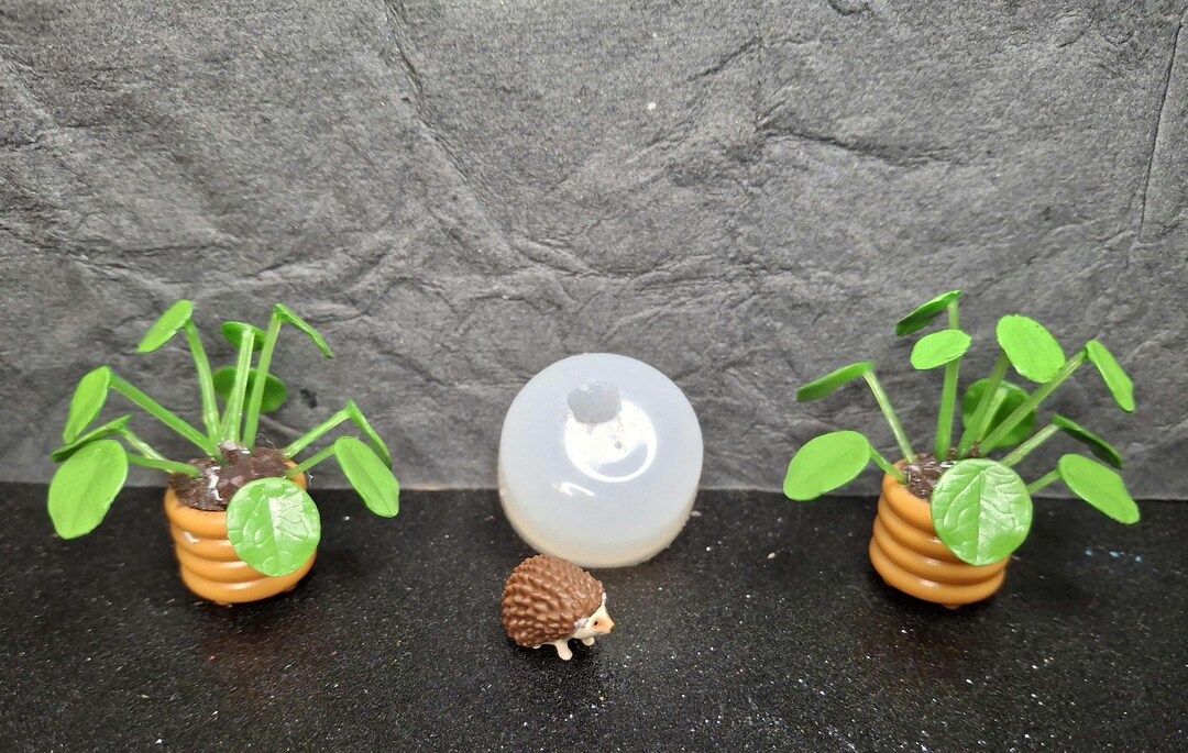 Hedgehog Silicone Mold: 1/6 Scale Miniatures (best for UV Resin) - Etsy