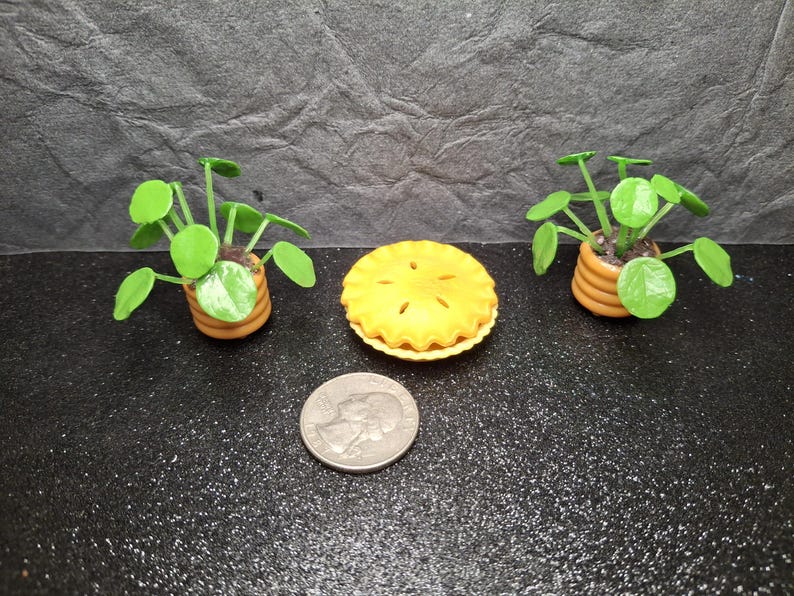 Apple Pie Silicone Mold – 1/6 Scale Miniature Food, Dollhouse Baking ...