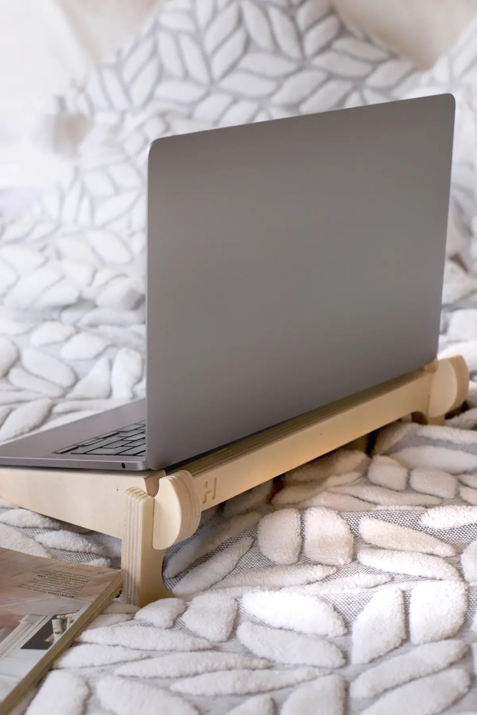 Portable Wooden Laptop Stand Notebook Stand Laptop Riser Notebook Stand ...
