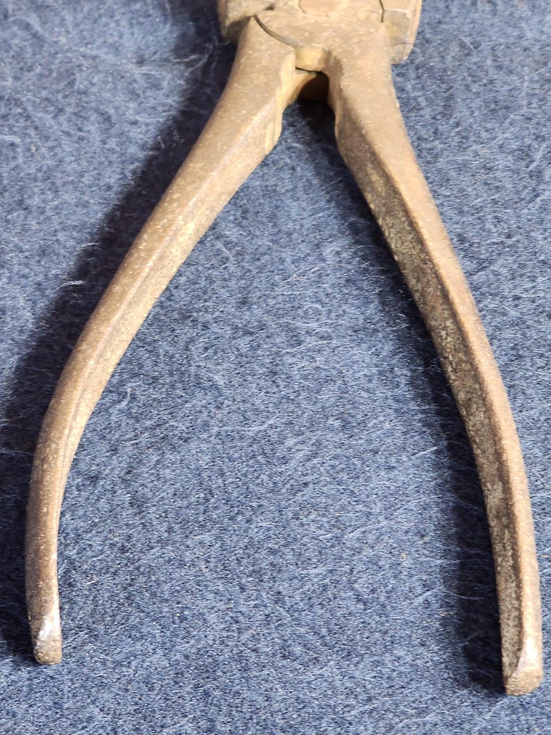 Antique Cast Iron Lineman Pliers - Etsy