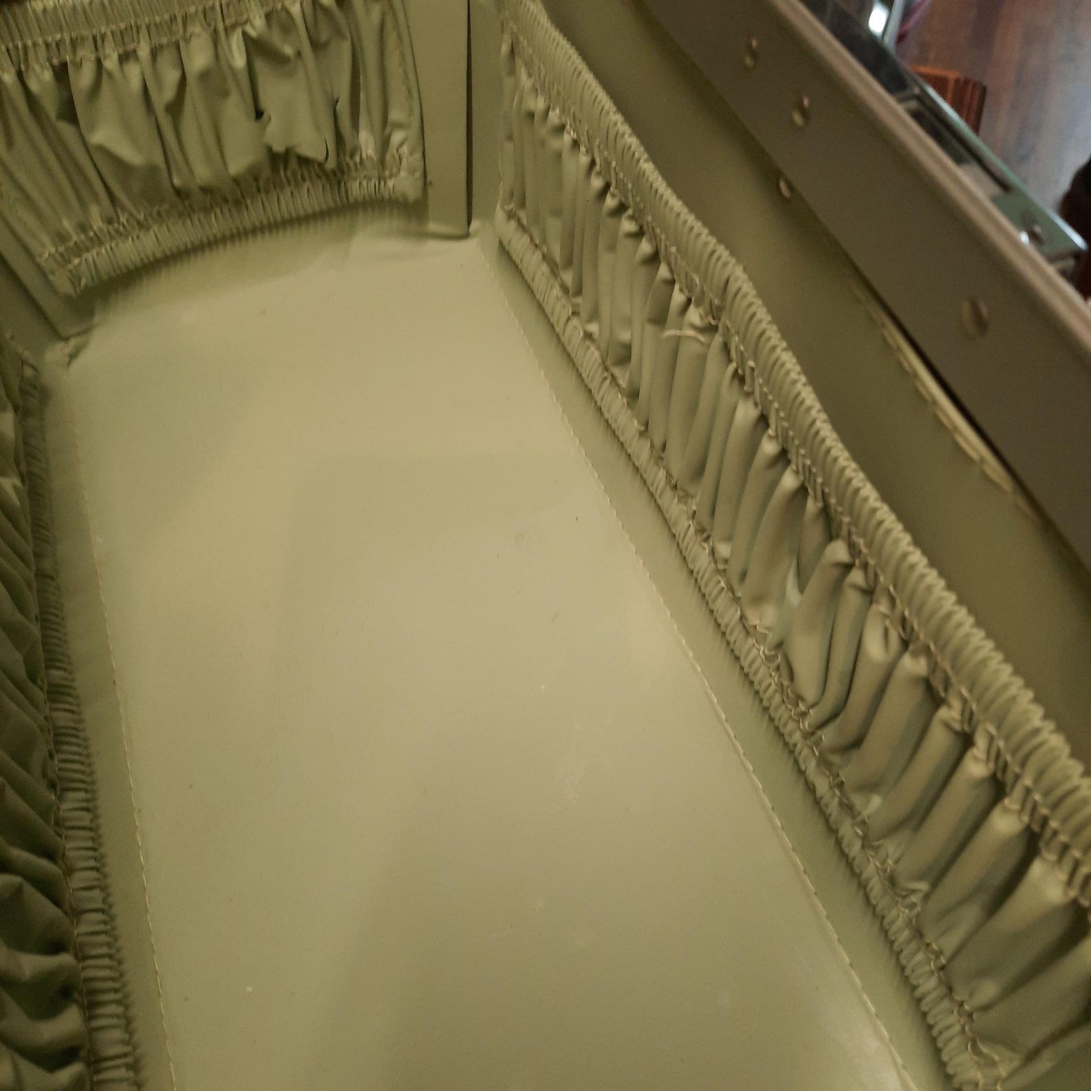 Vintage Samsonite Avocado Green Train Case, Overnight Case, Handheld ...