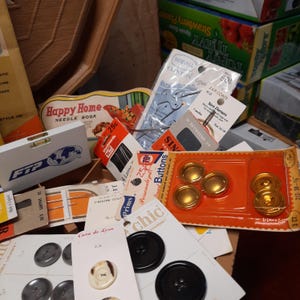 Lerner 1970s Plastic Sewing Box Including Many Vintage Sewing Notions ...