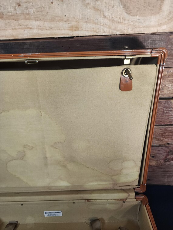 Samsonite Streamlite Suitcase - Gem