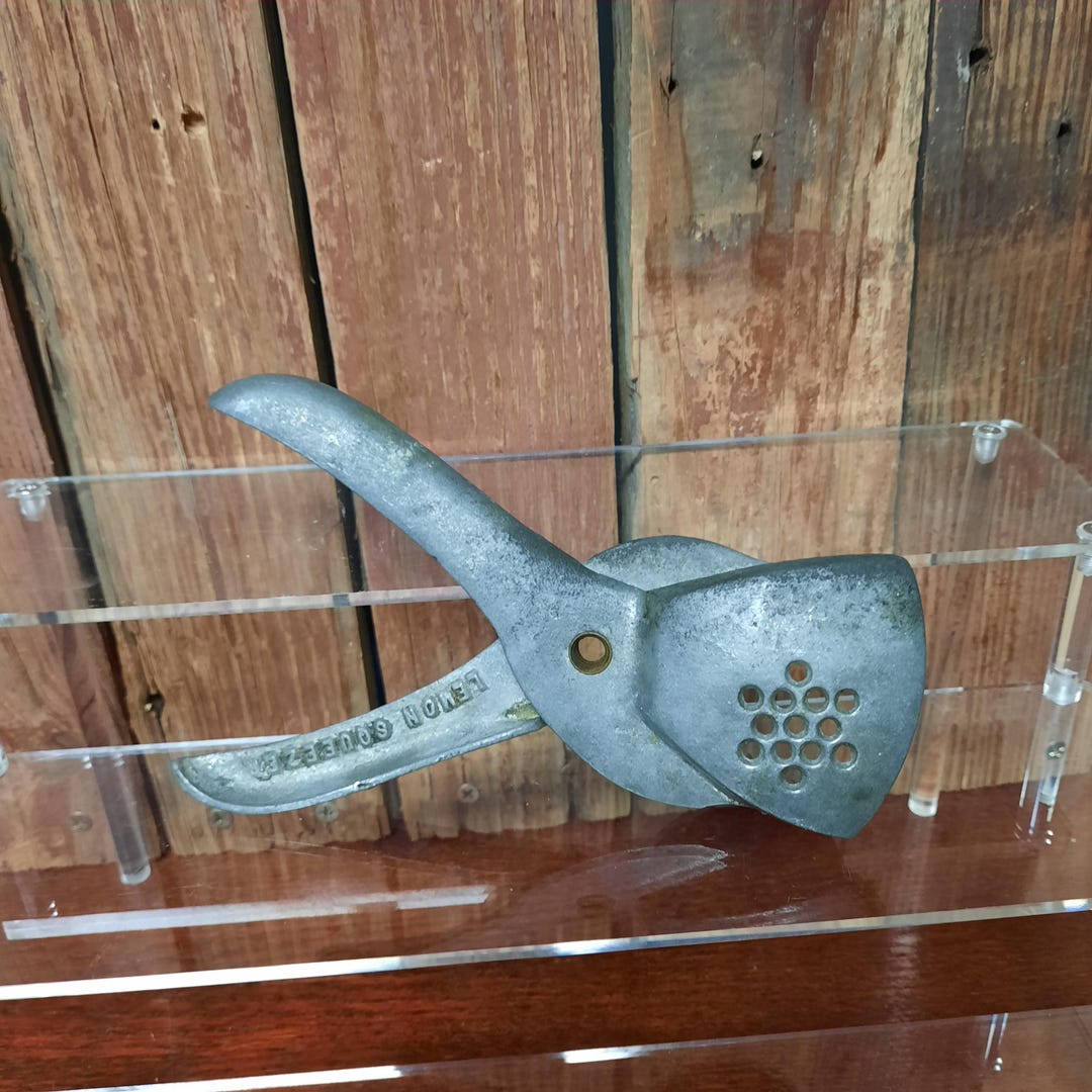 Vintage Lemon Squeezer - Etsy