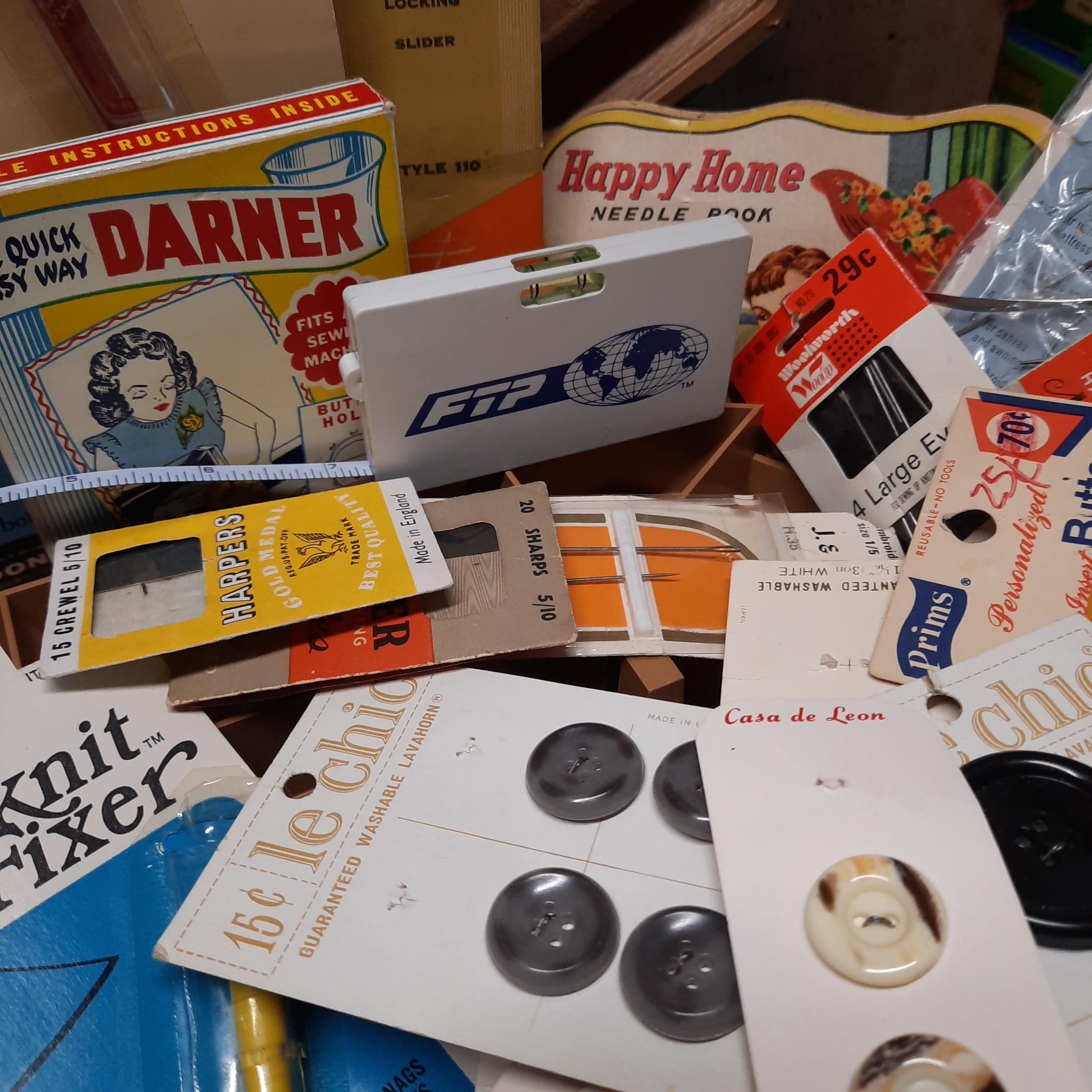 Lerner 1970s Plastic Sewing Box Including Many Vintage Sewing Notions ...