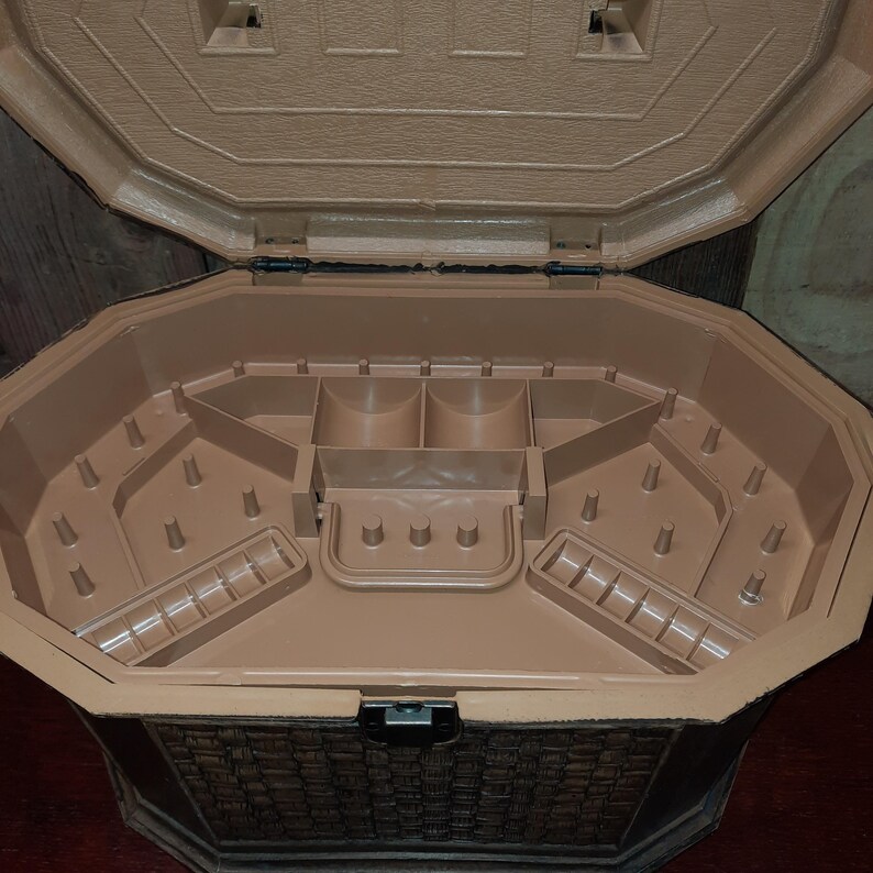 Lerner 1970s Plastic Sewing Box Including Many Vintage Sewing Notions ...