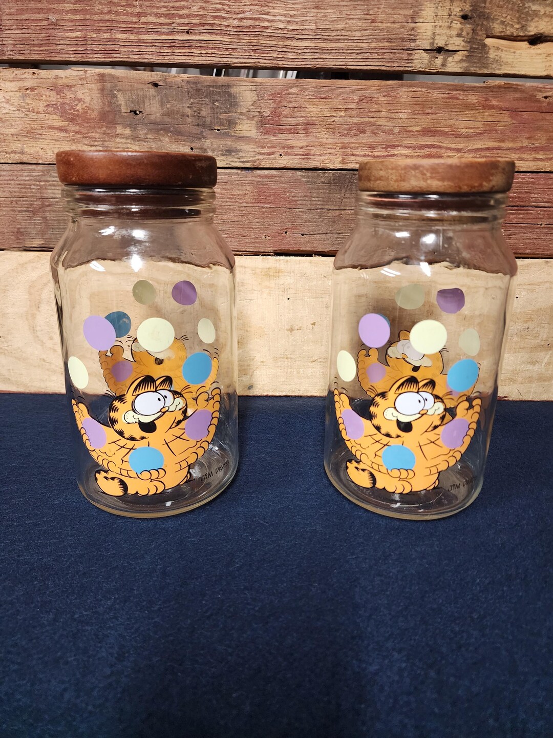 Two 1978 Juggling Garfield (anchor Hocking) Glass Jars With Wooden Lids ...