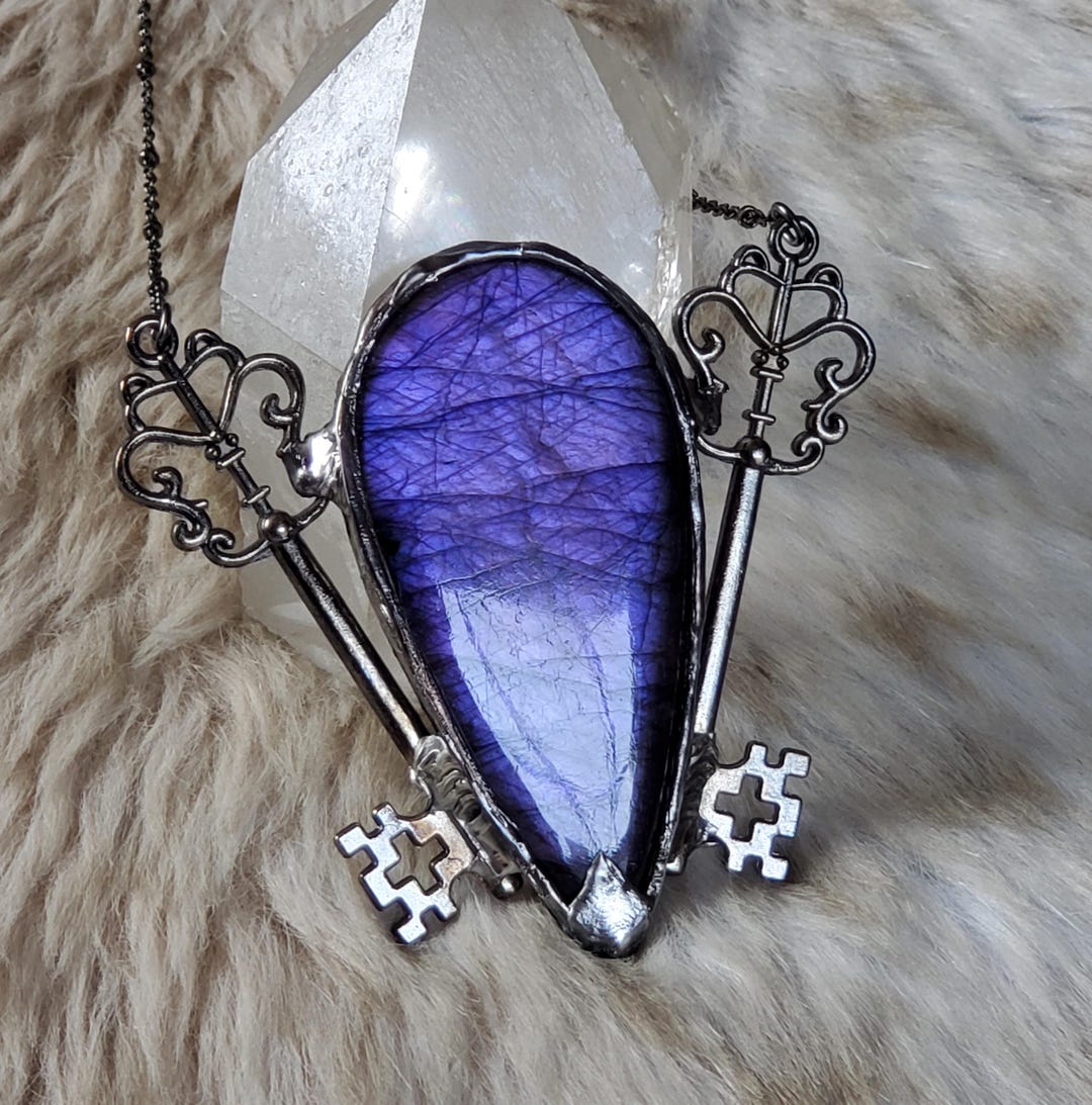Keys to the Underworld - Hekate Inspired Purple Labradorite Necklace - Etsy