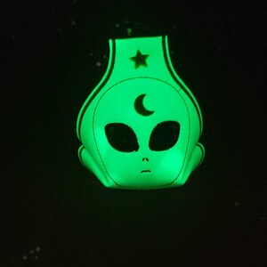 Alien Toe Guards for Roller Skates in 5 Colors Glow in the Dark ...