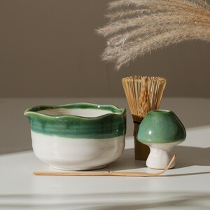 Handmade Natural Green Matcha Bowl Set of 4 Bamboo Whisk and Chasen ...