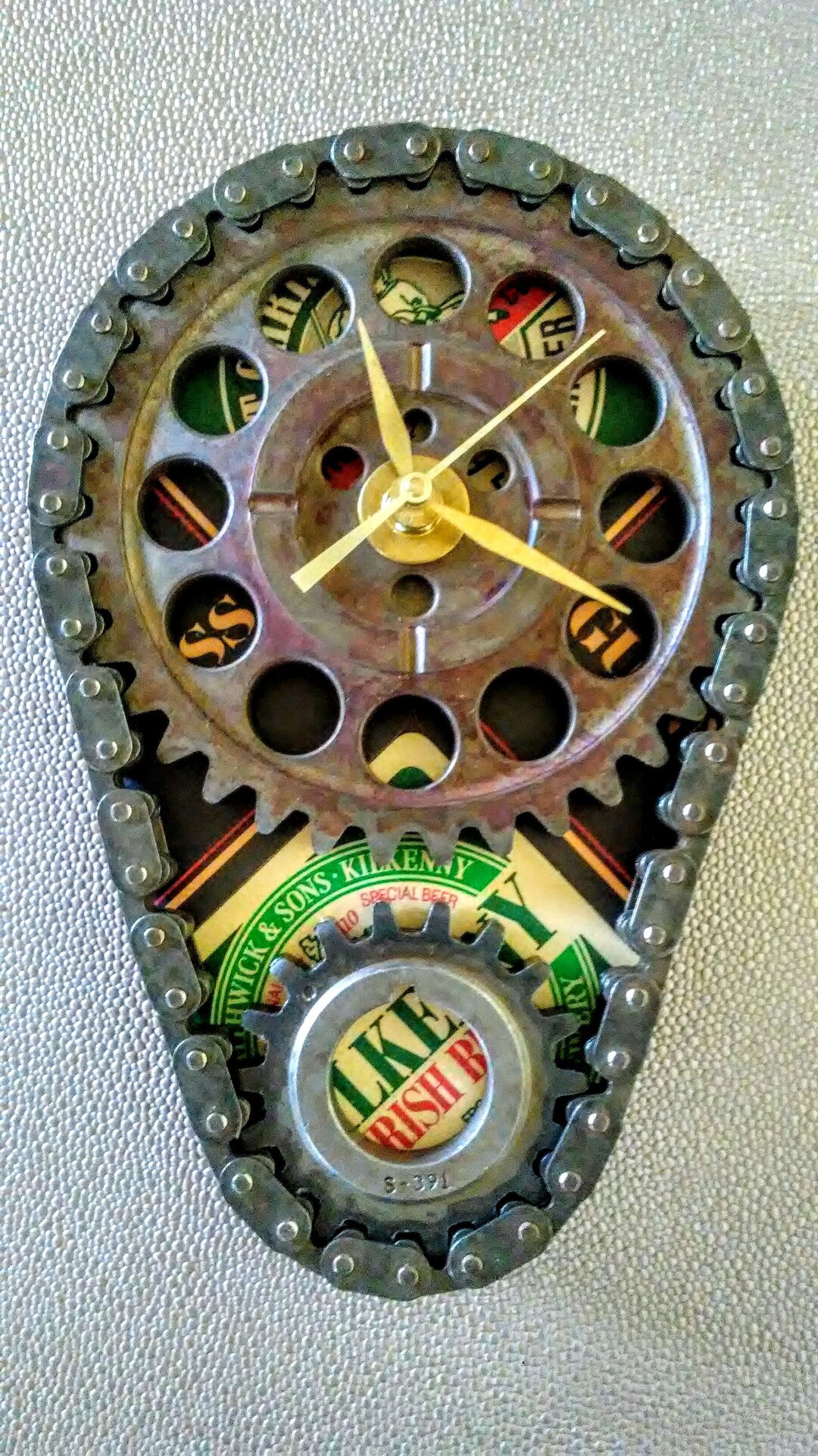 Auto Engine Timing Set and Pub Coasters Wall Clock Garage Decor Man ...