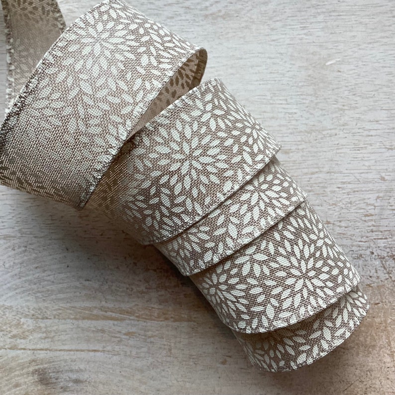 1.5 Tan and White Floral Print Wired Ribbon, Everyday Wired Ribbon ...