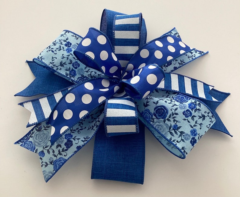 Blue & White Wreath Bow, Blue Floral Print Wreath Bow, Floral Lantern ...