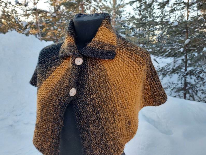 Outlander Knitted Wool Cape, Outlander Gifts, Claire's Green Collar ...