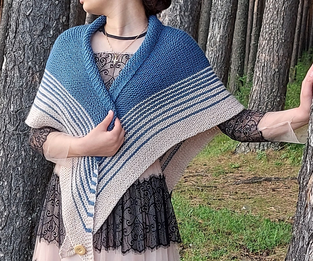Outlander Blue Shawl - Claire Knitted Shrug, Bridal Party Wrap, Cosplay ...