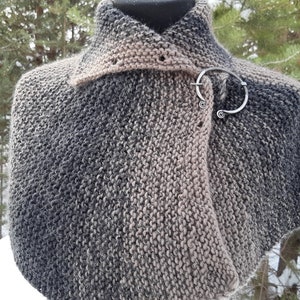 Outlander Knitted Wool Cape, Outlander Gifts, Claire's Green Collar ...